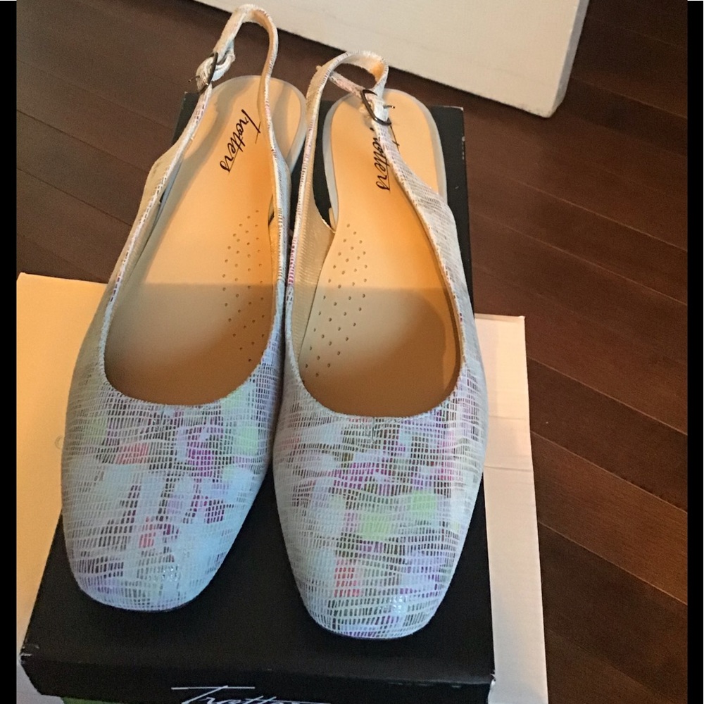 Light Patel Shoes - Gem